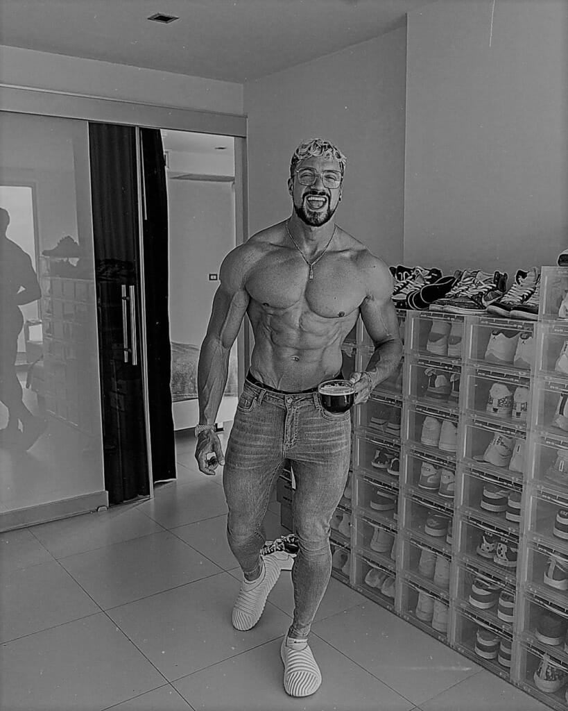 Fitness YouTuber Joesthetics Passes Away At Age 30 Due To An Aneurysm ...