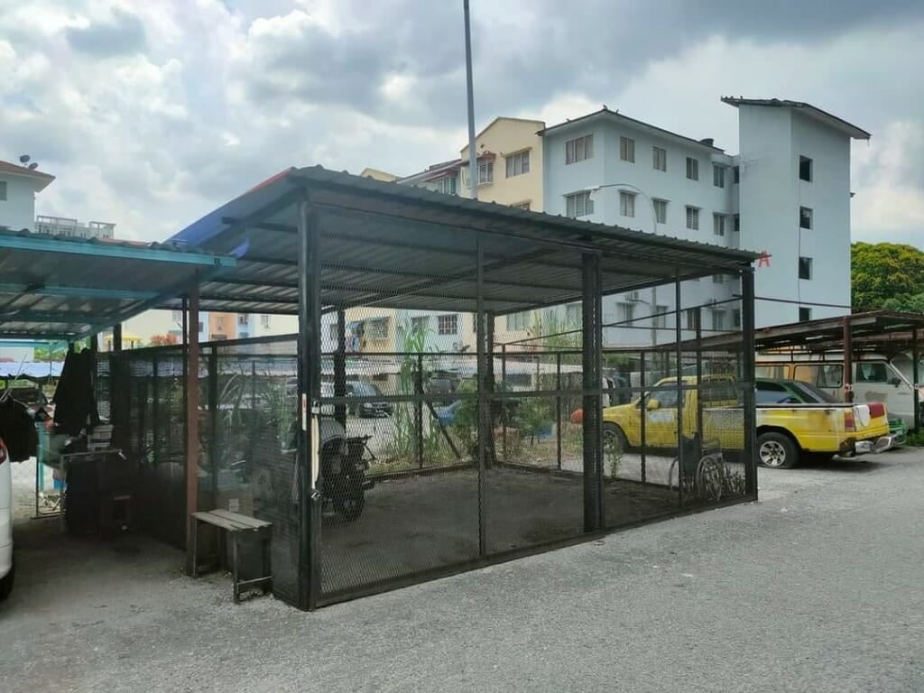 M’sians Criticise Selfish Resident for Building a “Caged Garage” at ...