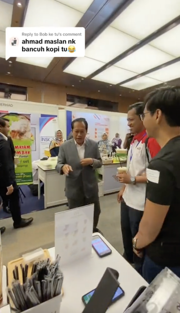 After Displaying Cooking Prowess, Ahmad Maslan Now Hilariously Shows ...
