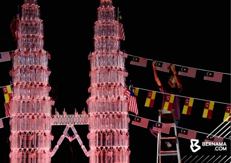 Selangor Family Builds Replicas of KLCC & KL Tower Using 1,000 Mineral ...