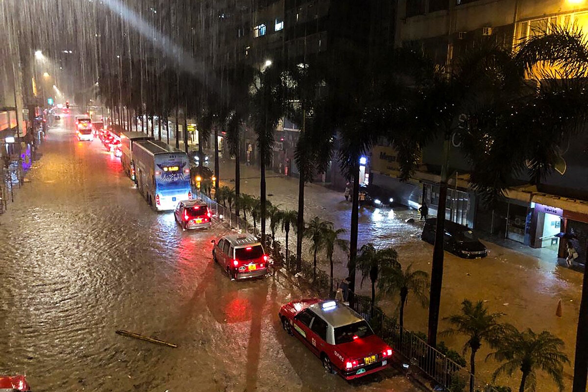 Flood Hits Hong Kong After Continuous Rainfall & it's the Heaviest ...