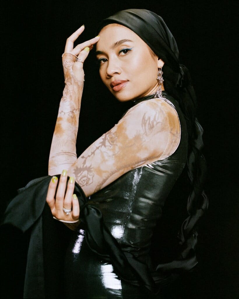 M'sian Artist Yuna Appears On YouTube Channel "COLORS", People All Over ...