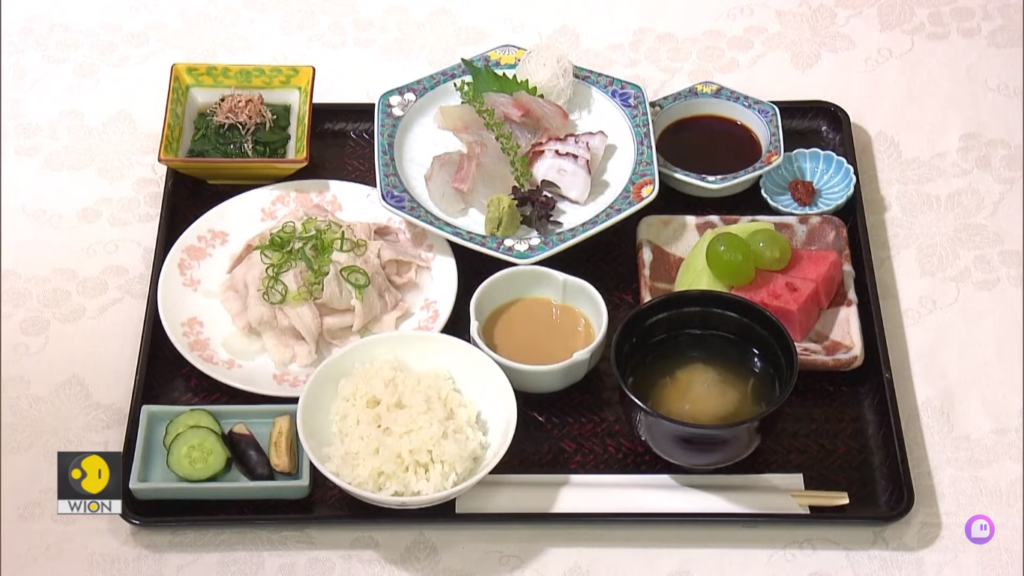Japanese PM & 3 Ministers Eat Sashimi From Fish Caught Off Fukushima’s ...