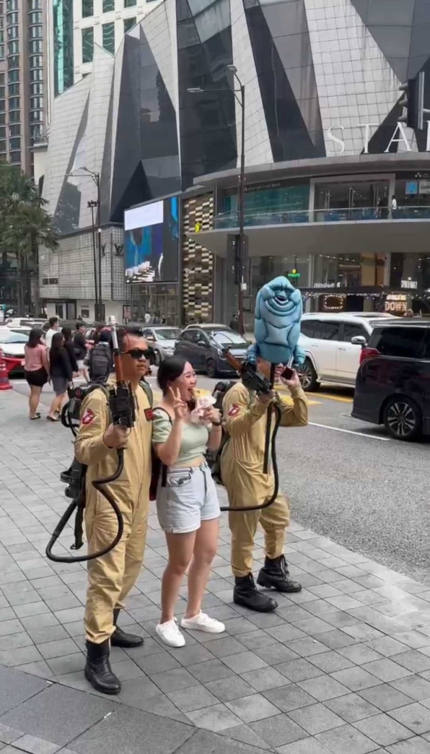 WATCH: Ghostbusters Keep KL Safe This Halloween By Catching Ghosts ...