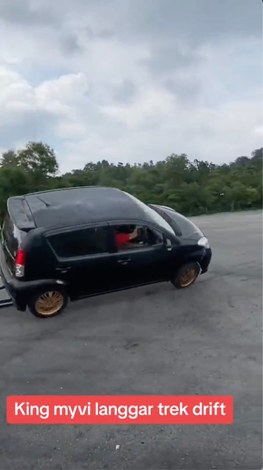 "King of the road for a reason!" - M'sians Excited to See MyVi Expertly ...