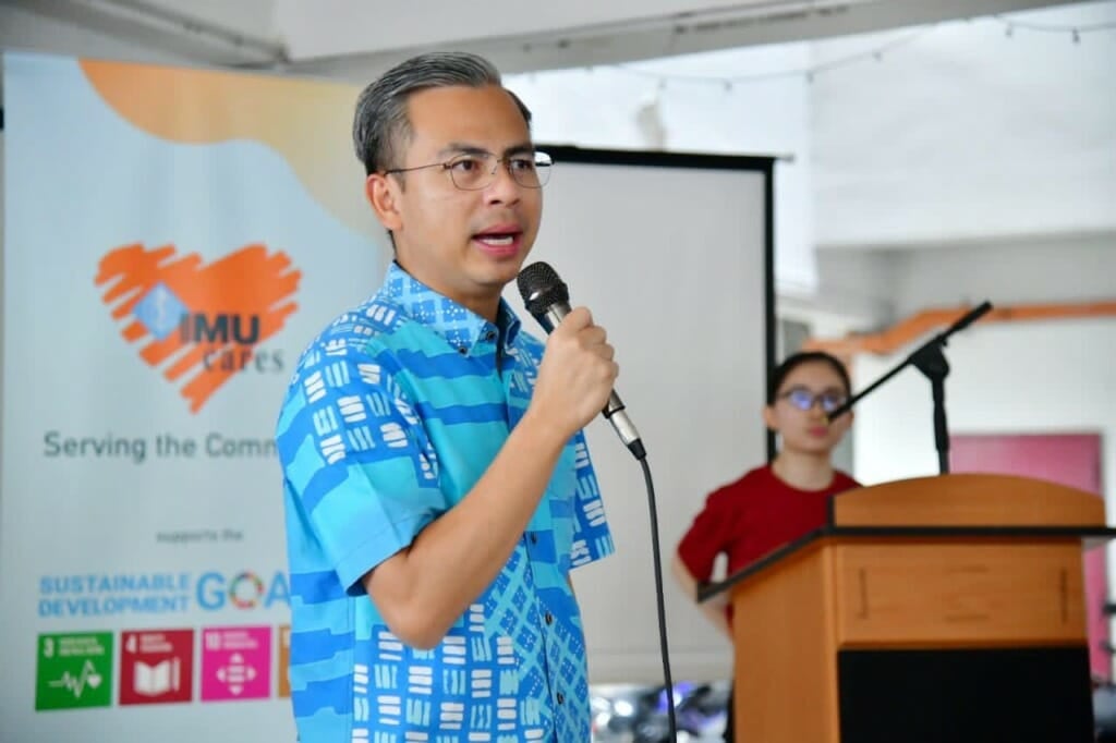 Fahmi Fadzil: MyKad-Based SARA Aid Offers Greater Transparency ...