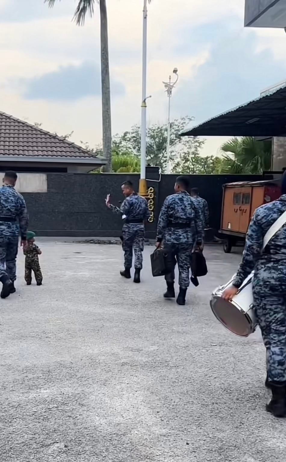 M Sian Toddler Clad In Army Uniform Has Cute Interaction With Air Force