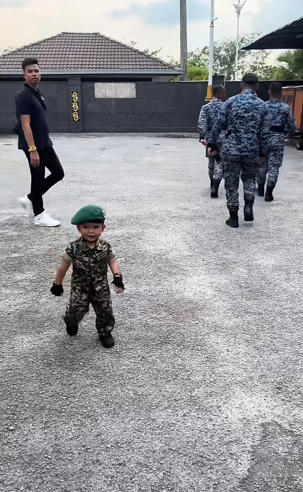 M Sian Toddler Clad In Army Uniform Has Cute Interaction With Air Force