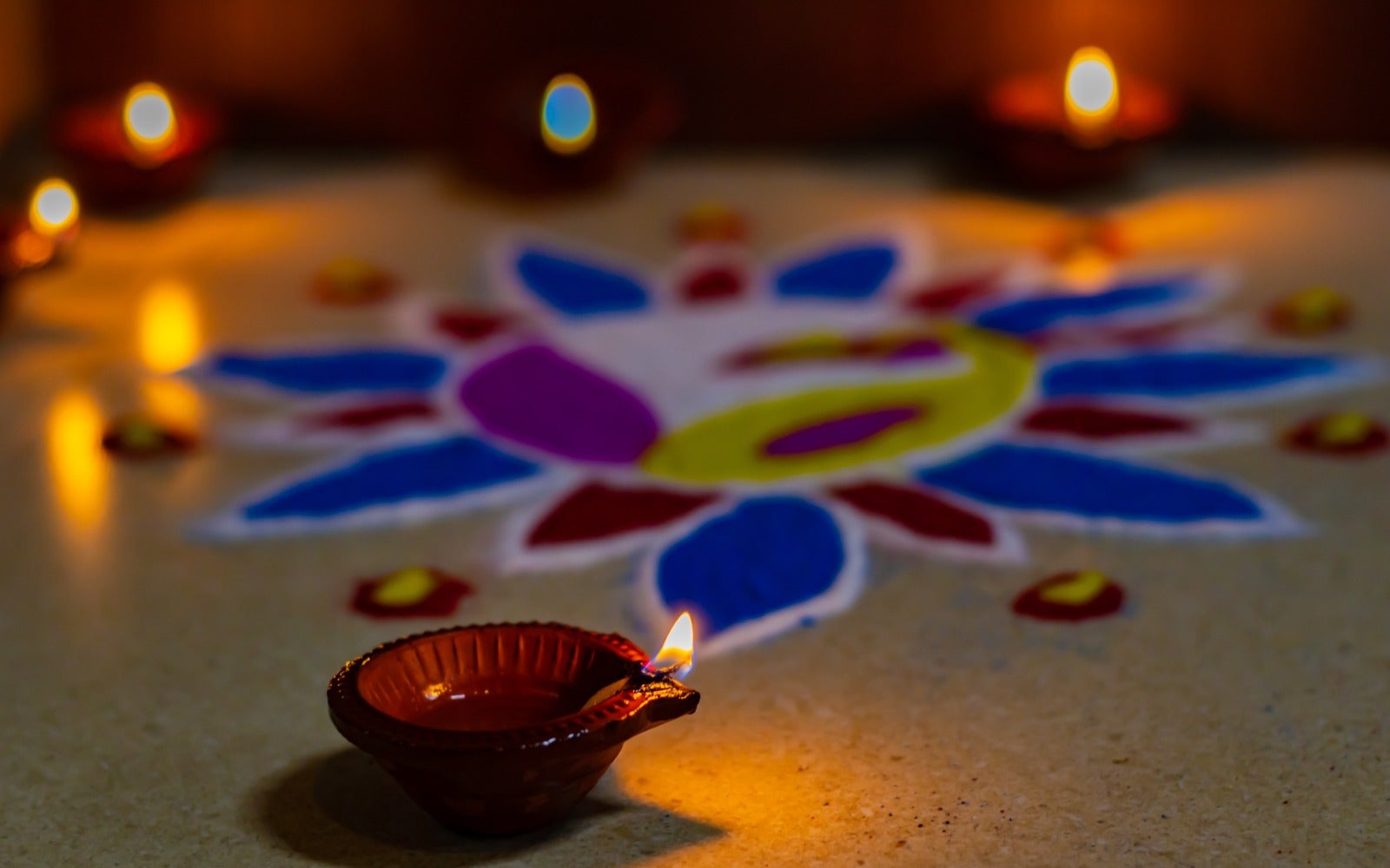 Did You Know: There Are Some Differences Between "Deepavali" & "Diwali ...