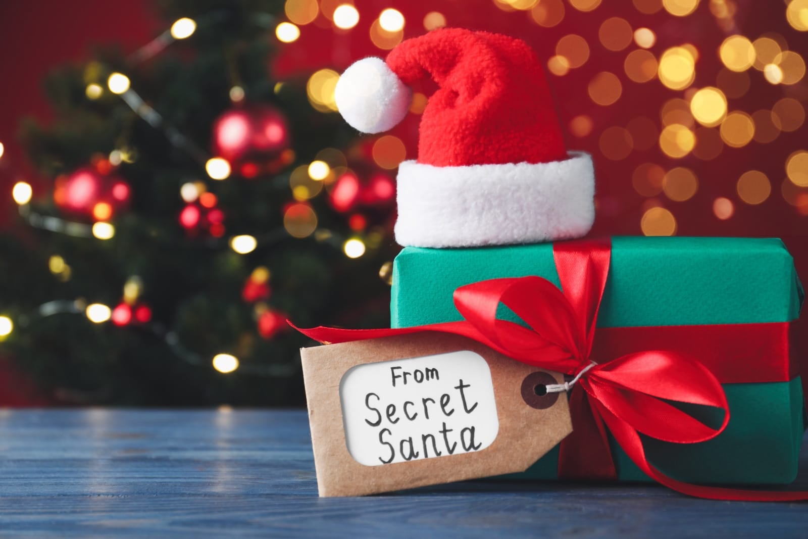 M'sian Sad to Get RM30 Towel for Office Secret Santa Event Which Has a ...