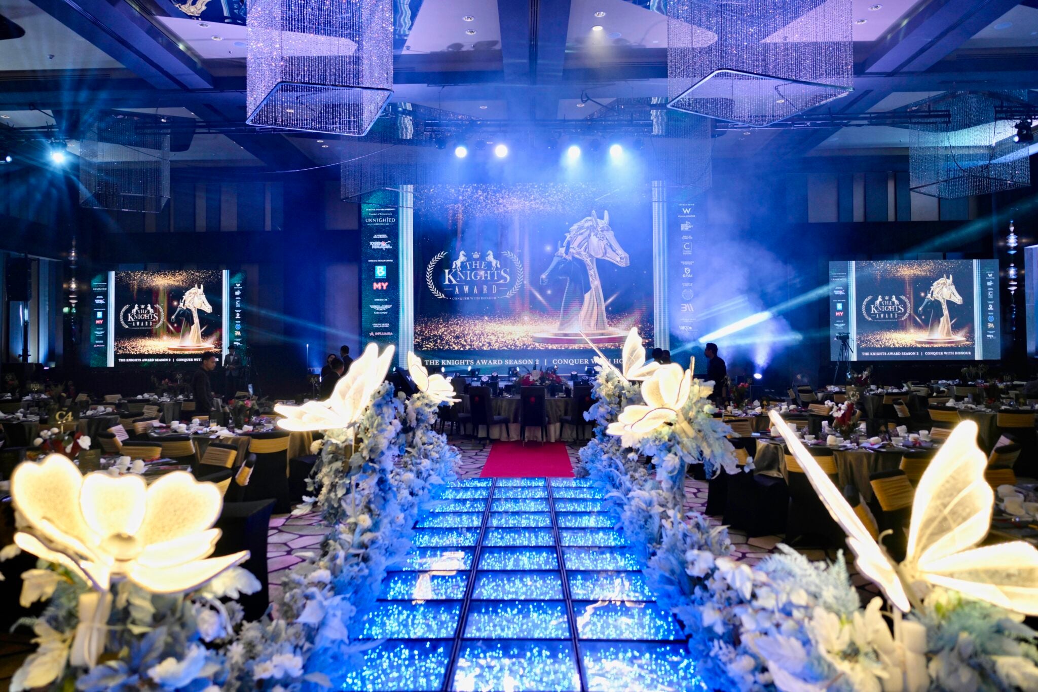 Conquer With Honour: The Knights Award Season 2 Recognised 45 ...