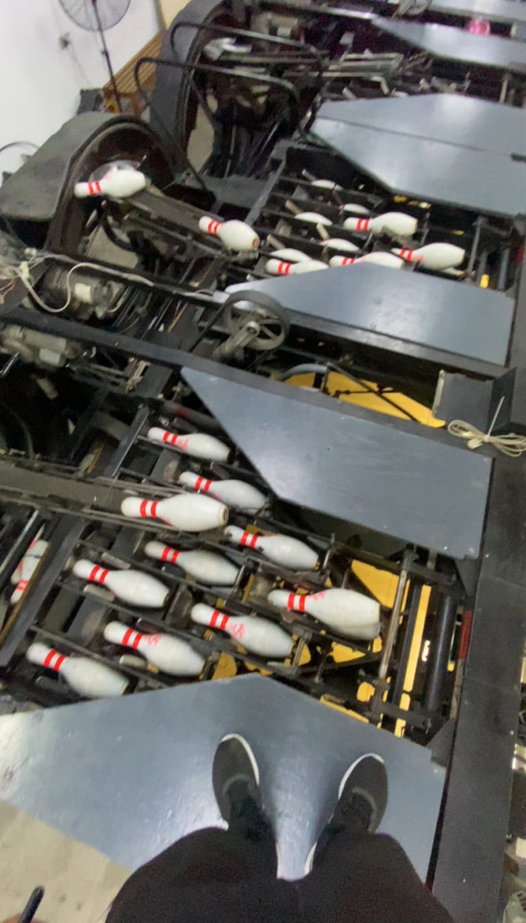 M'sian Technician Shows What Stacking Pins at a Bowling Alley Looks ...