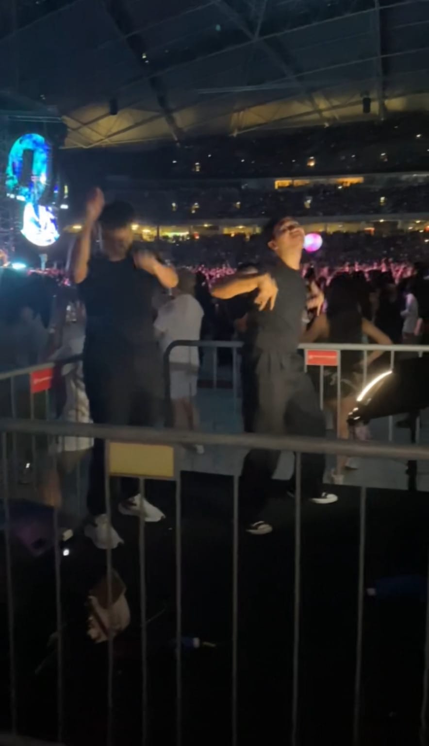 Sign Language Interpreters Go Viral for Upbeat & Energetic Performance ...