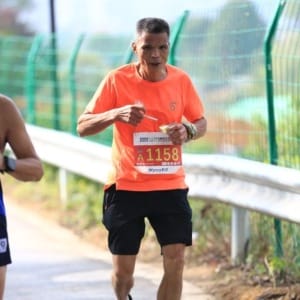 Viral Chain-Smoking Uncle in China Marathon Gets Banned For 2 Years ...
