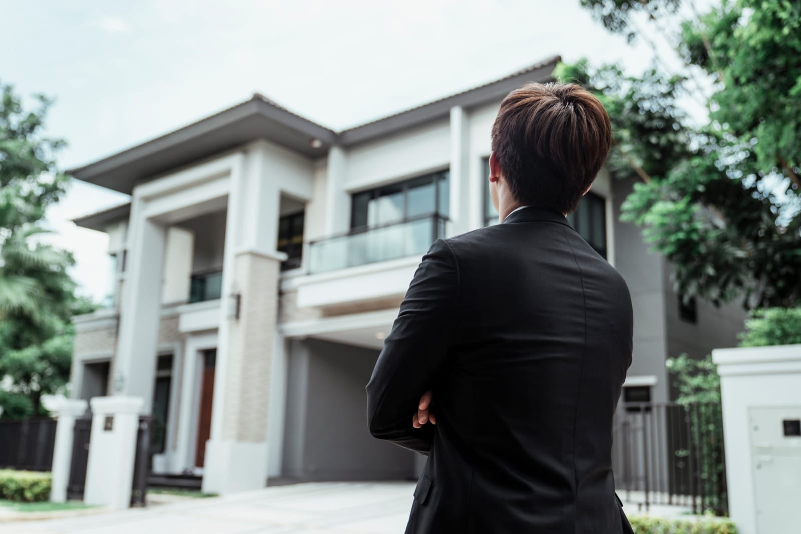 "YOLO or save money?" - 21yo M'sian Student Buys House With RM500K ...