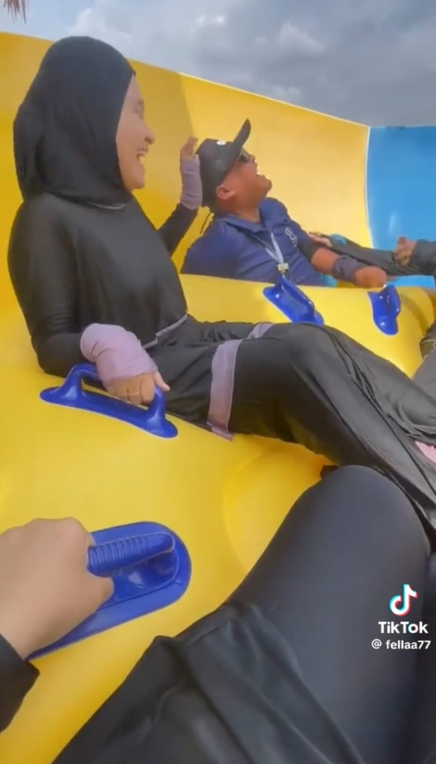 M'sian Lifeguard Accidentally Slips on Water Slide & Comically Goes ...