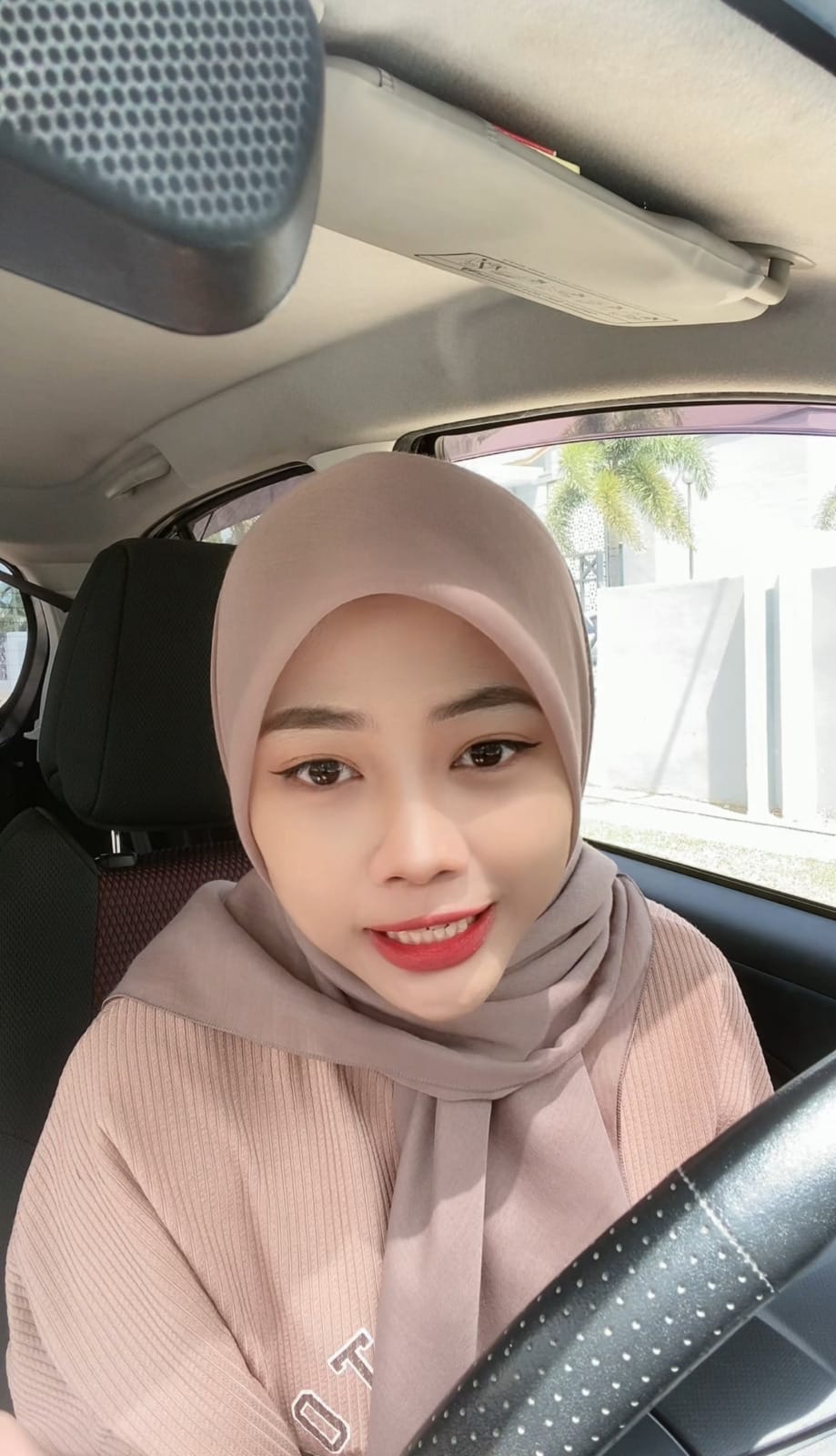 M'sian Graduate Shares Frustration After Getting Only RM1.5k Offer for Graphic Designer Job in ...