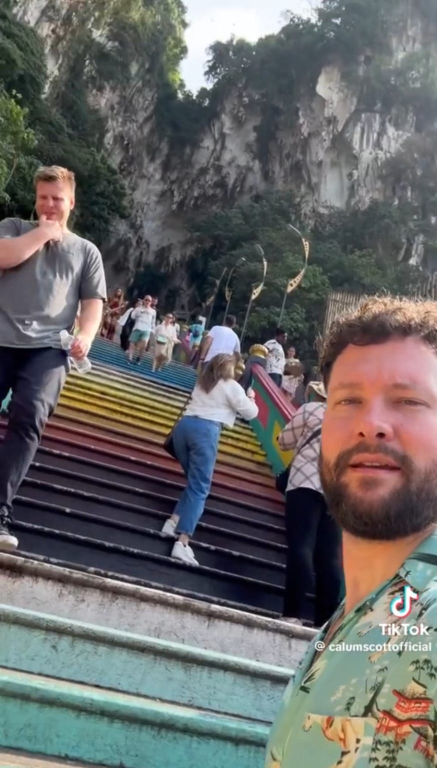 "It was worth it!" - Calum Scott Shares Journey Climbing All the Way to the Peak of Batu Caves ...