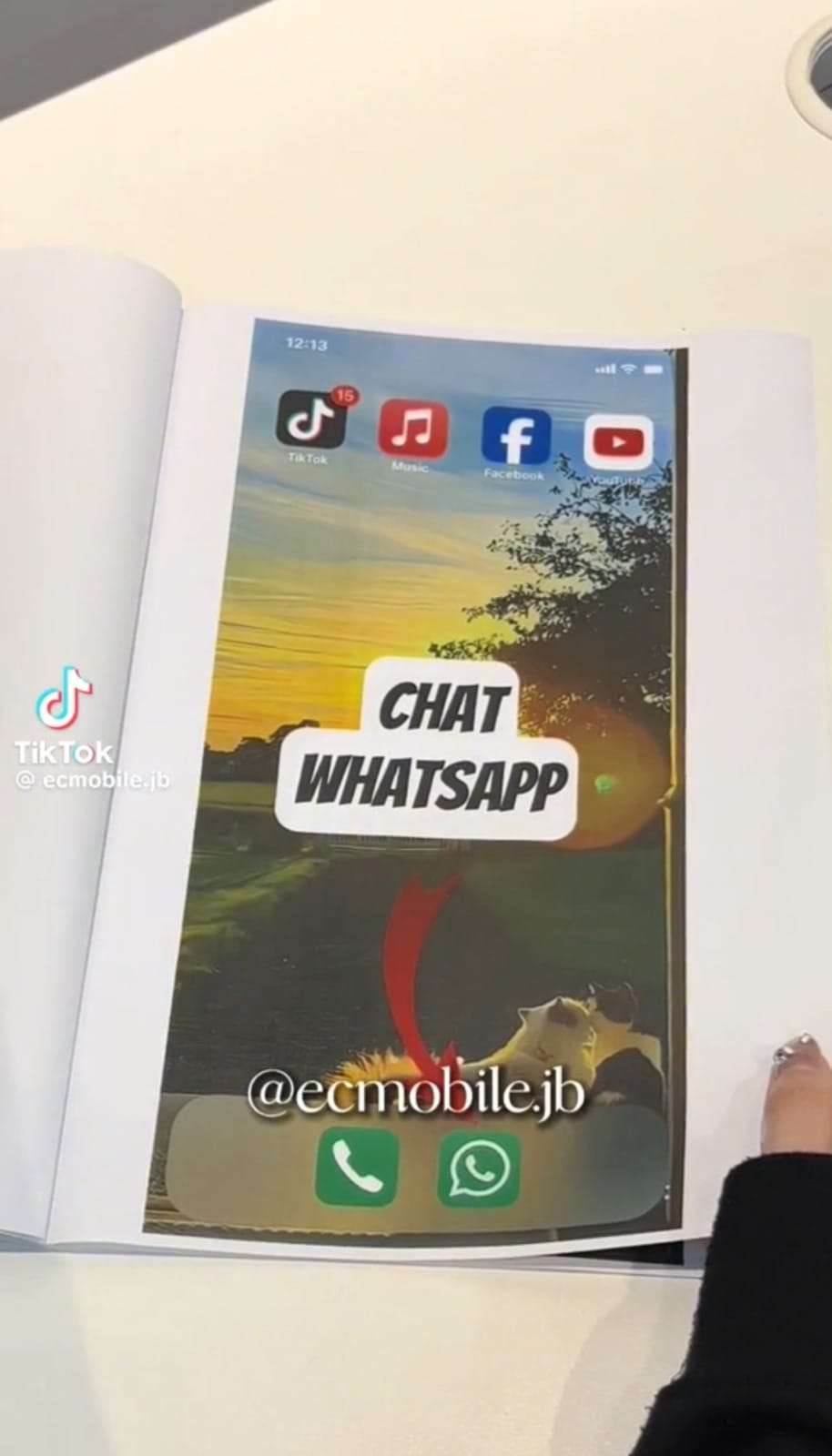 M'sian Mobile Retail Shop Creates Booklet to Teach Elderly People How ...