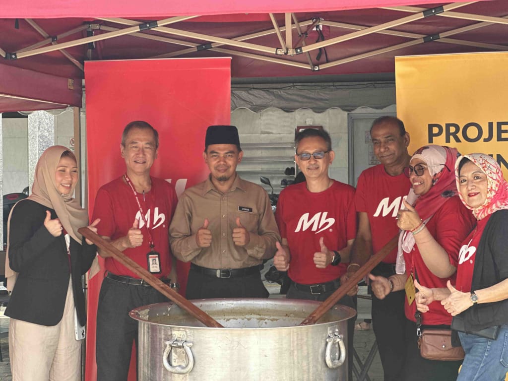 Marrybrown Delivers Over 20,000 Portions of Bubur Lambuk this Ramadan ...
