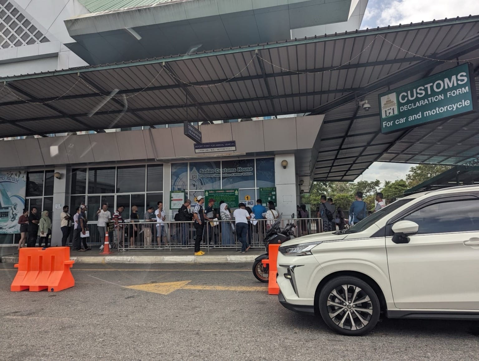 Malaysians Visiting Thailand are Required to Fill In Online Arrival ...