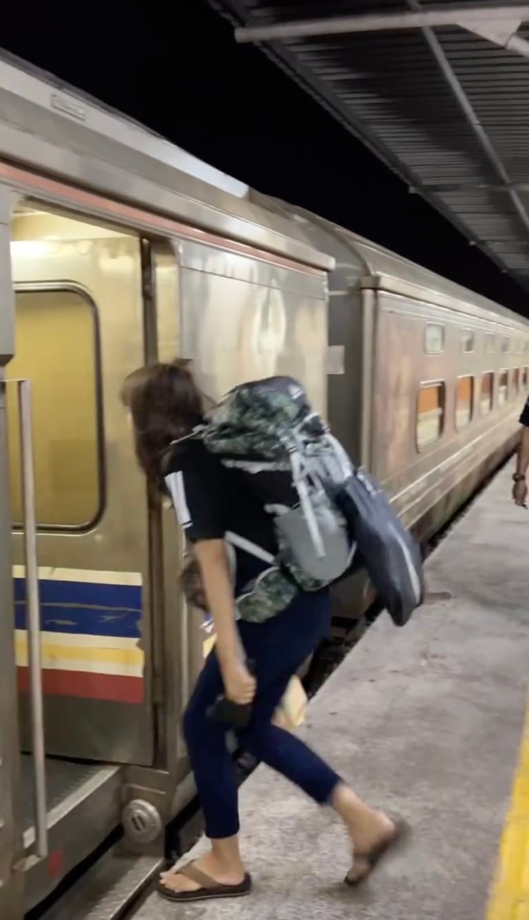 Thai Travel Vlogger Hilariously Reviews KTM Intercity Sleeper Train ...