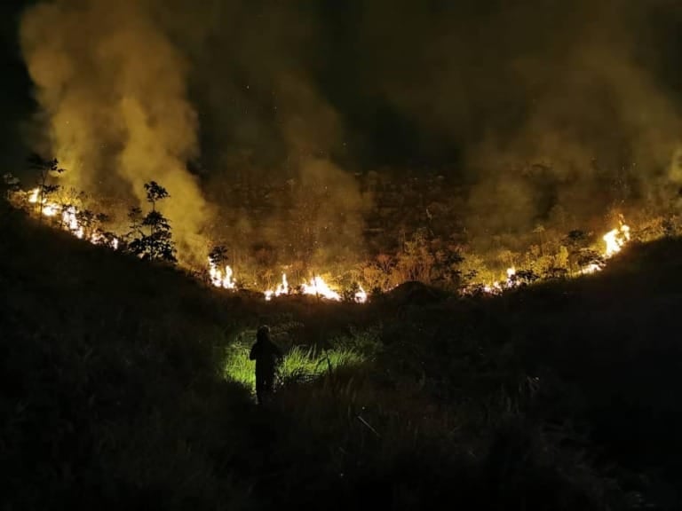 Did You Know That Broga Hill Was On Fire Last Night? Thankfully, Bomba ...