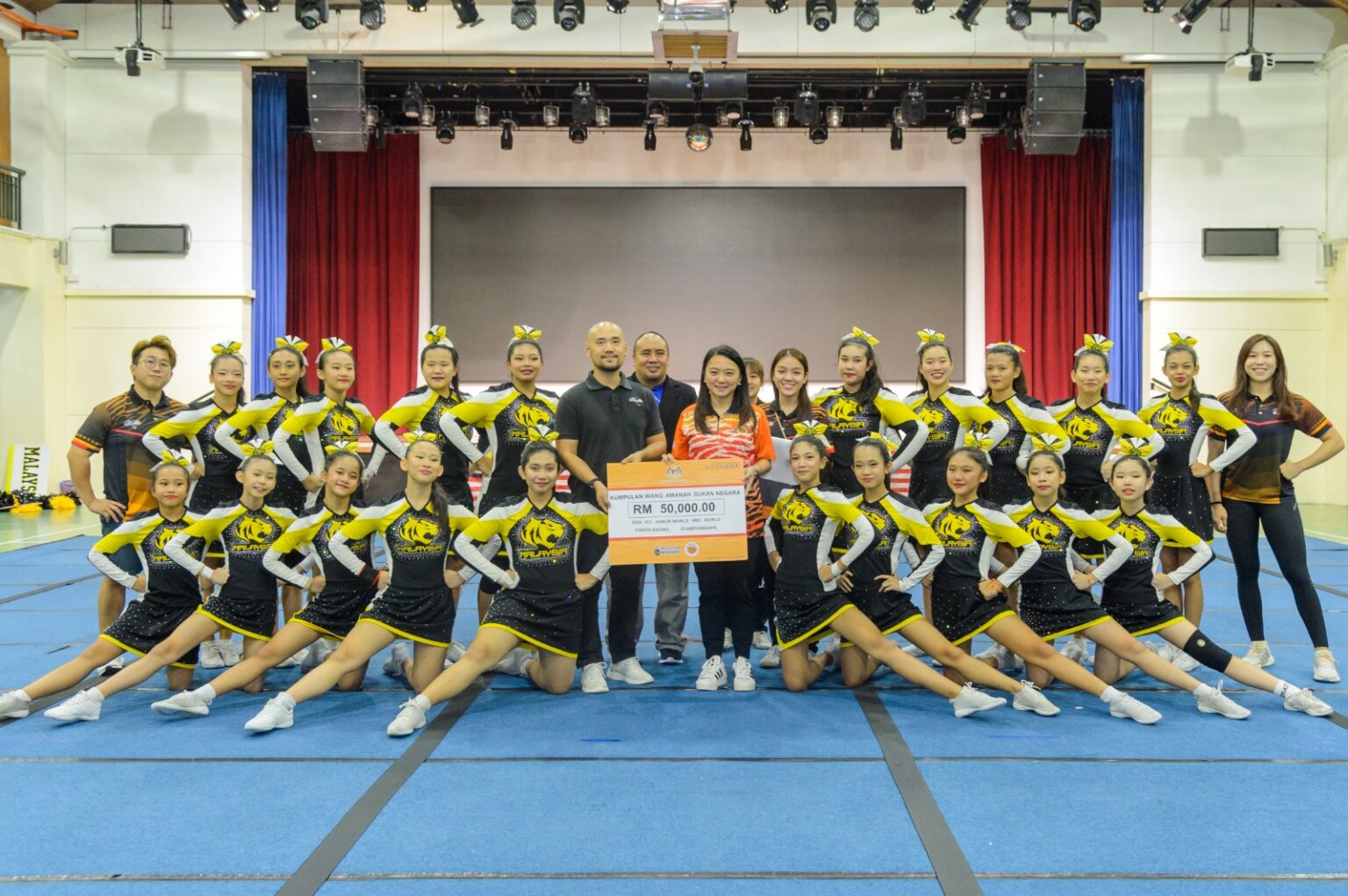 M'sian Cheerleading Squad Given RM80k Allocation to Represent M'sia in ...
