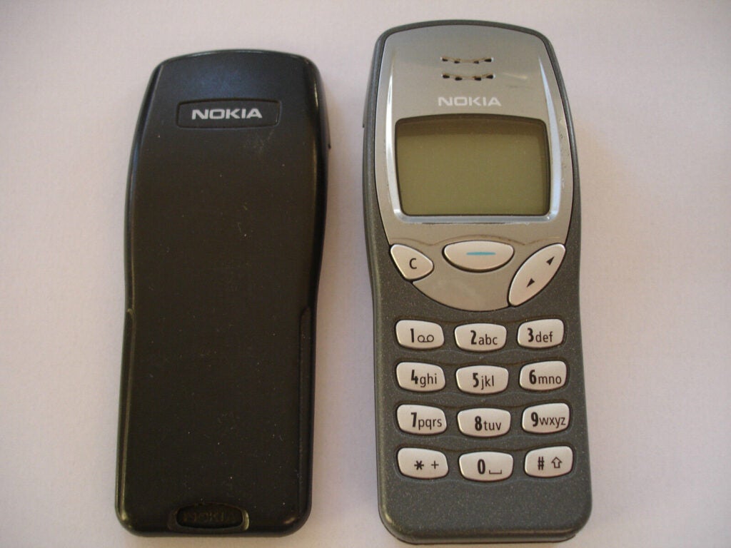 Iconic Nokia 3210 Gets Facelift for 25th Anniversary, Only Comes With 1 ...