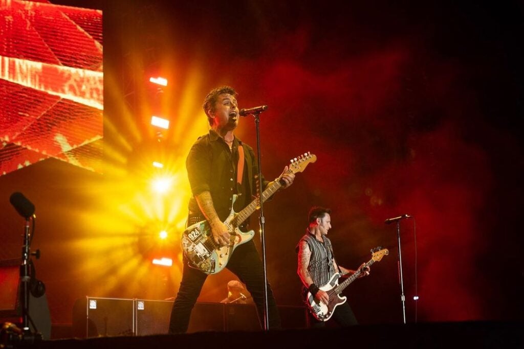 Now Until 26 July, M'sians Can Win F1 S'pore Concert Tix Weekly with ...