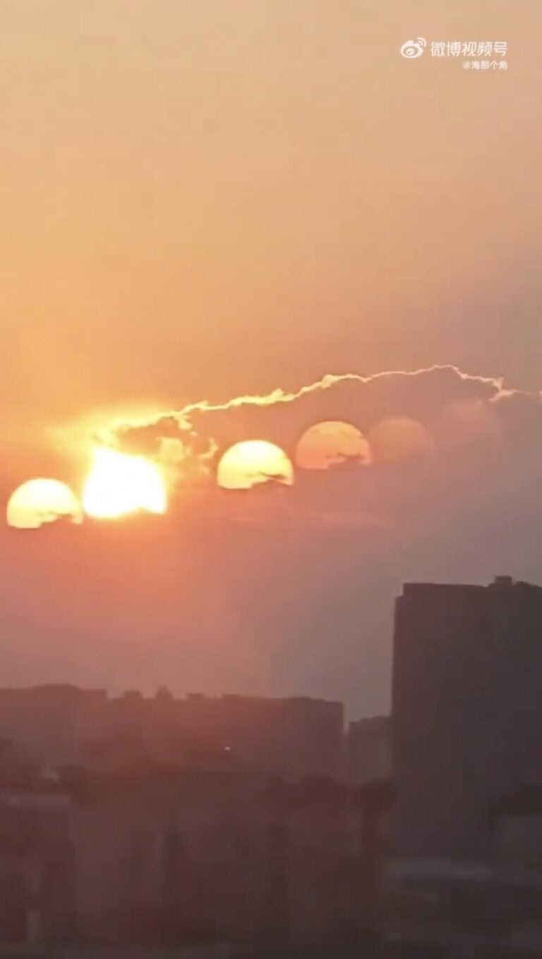 Mystical Natural Phenomenon Causes 7 'Suns' to Appear in the Sky Above ...