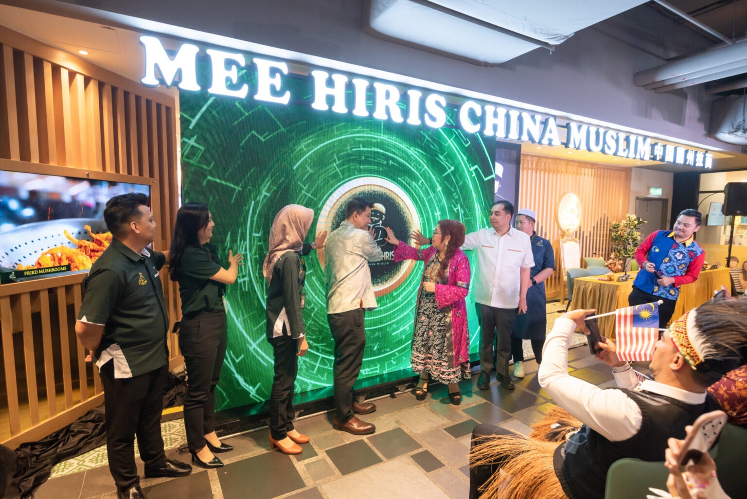 A Taste of Freedom: Celebrating Malaysia's Independence with Mee Hiris ...