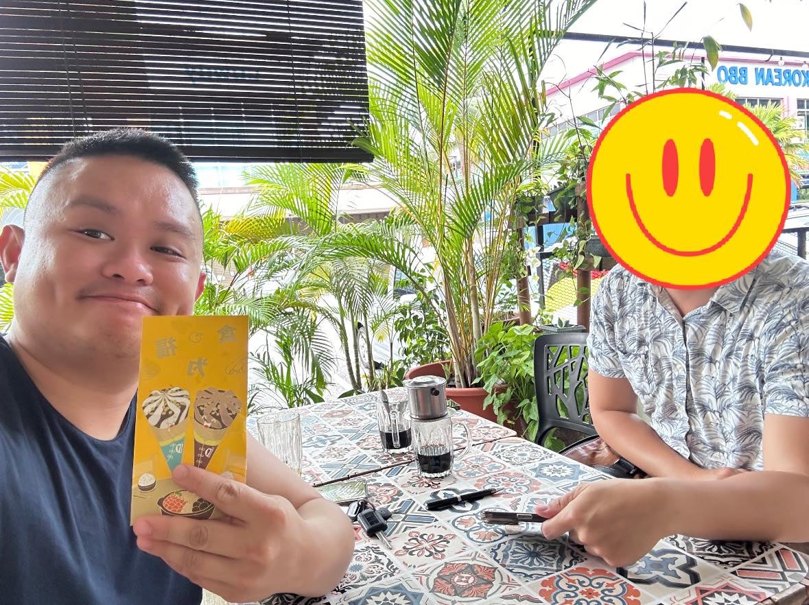 Viral M'sian Pork Seller Who Danced to Blackpink's Song Reveals How ...
