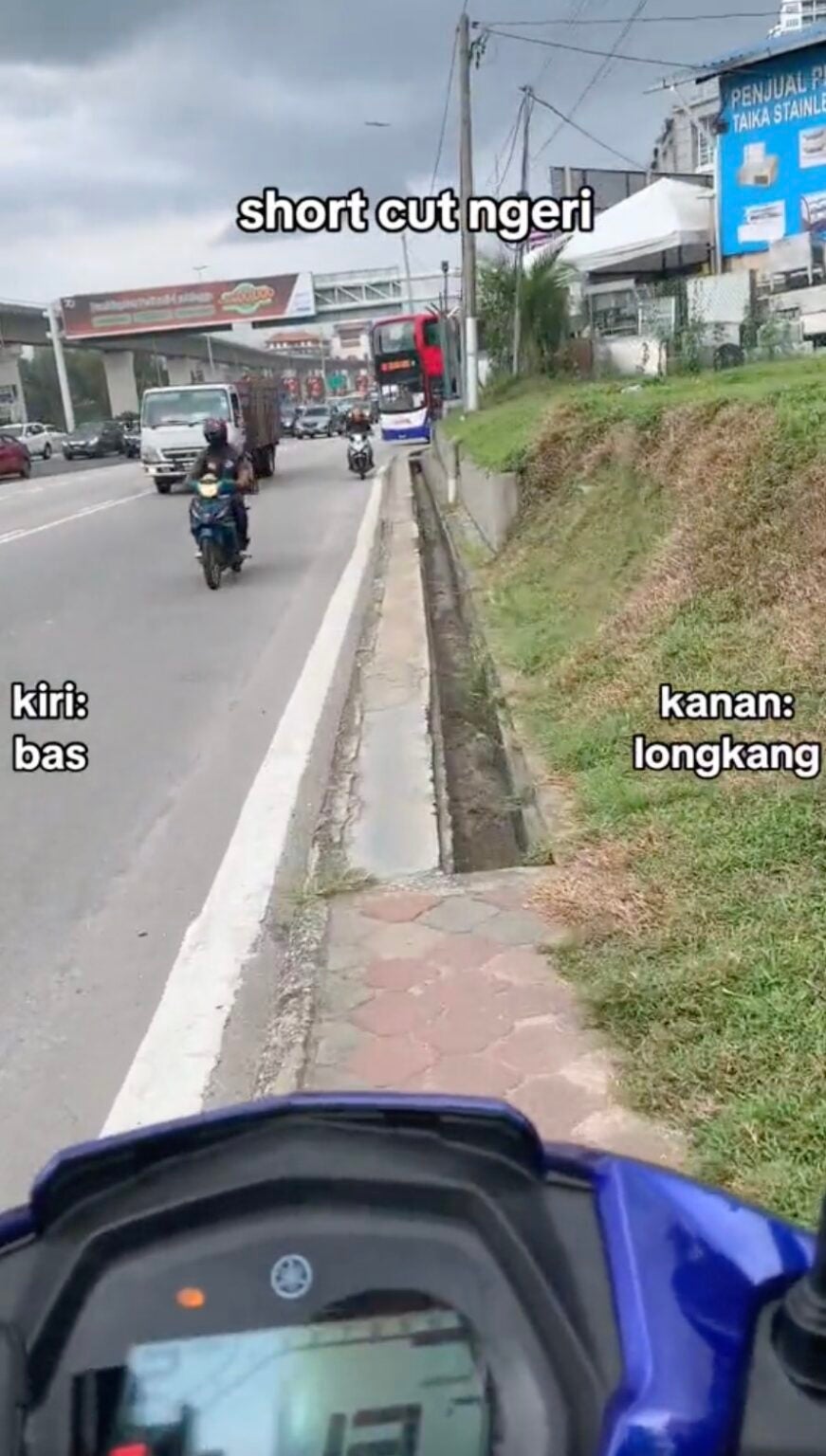 "Scary shortcut" - M'sian Rides Dangerously Against Traffic on Narrow ...