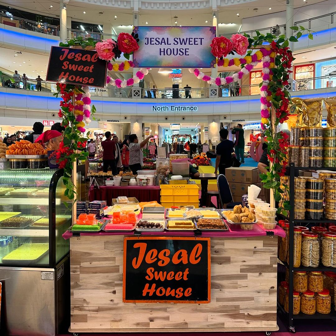 Here are 5 Places You Can Get Authentic, Mouthwatering Indian Sweets ...