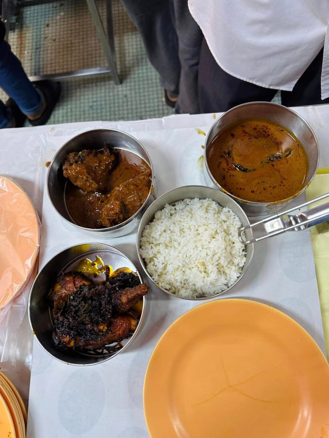 Famous Nasi Kandar Store in Penang Praises Elderly Uncle For Bringing ...