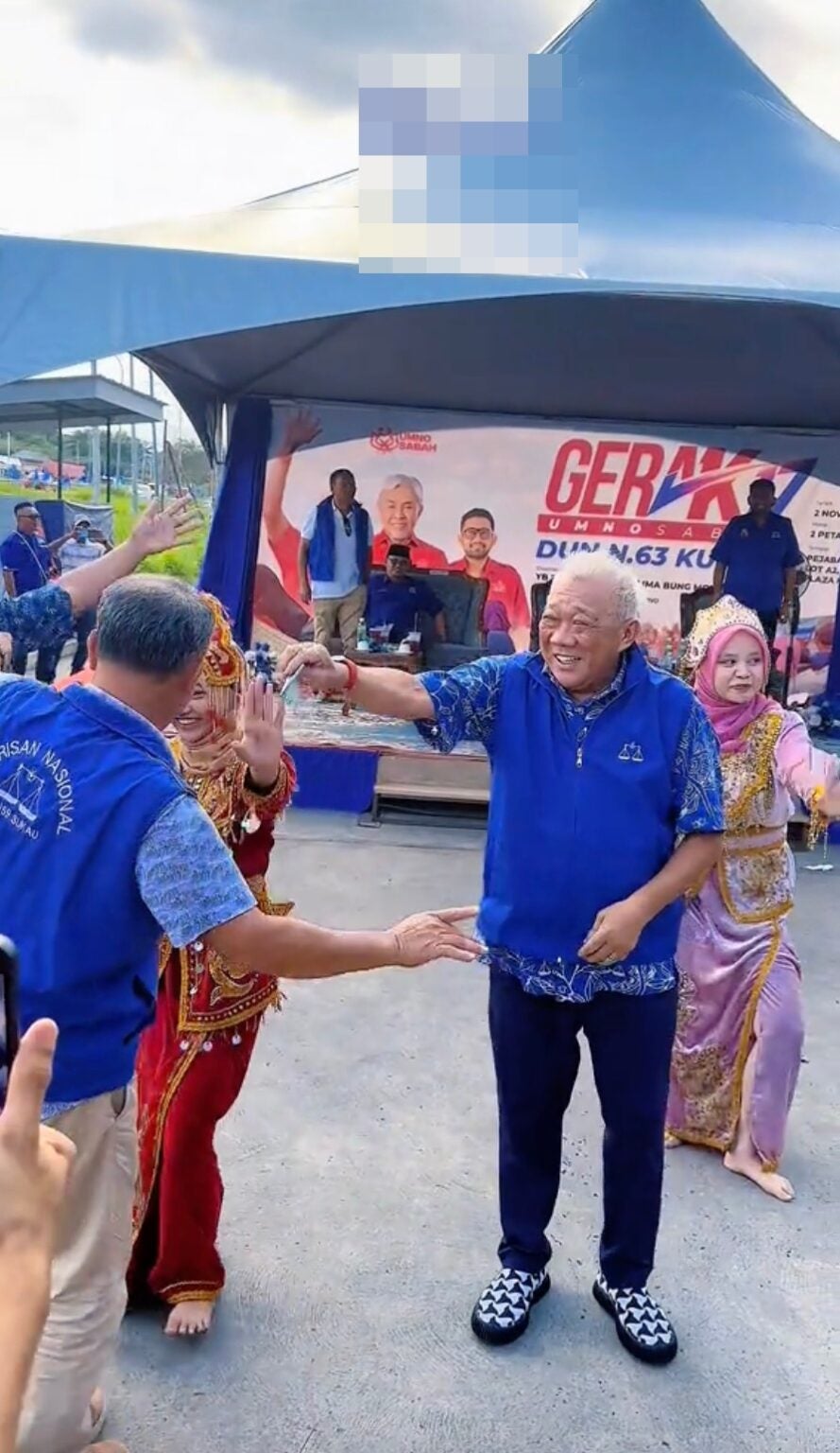 PAS Insinuates That a Traditional Sabah Dance is 'Corrupt', Deletes ...