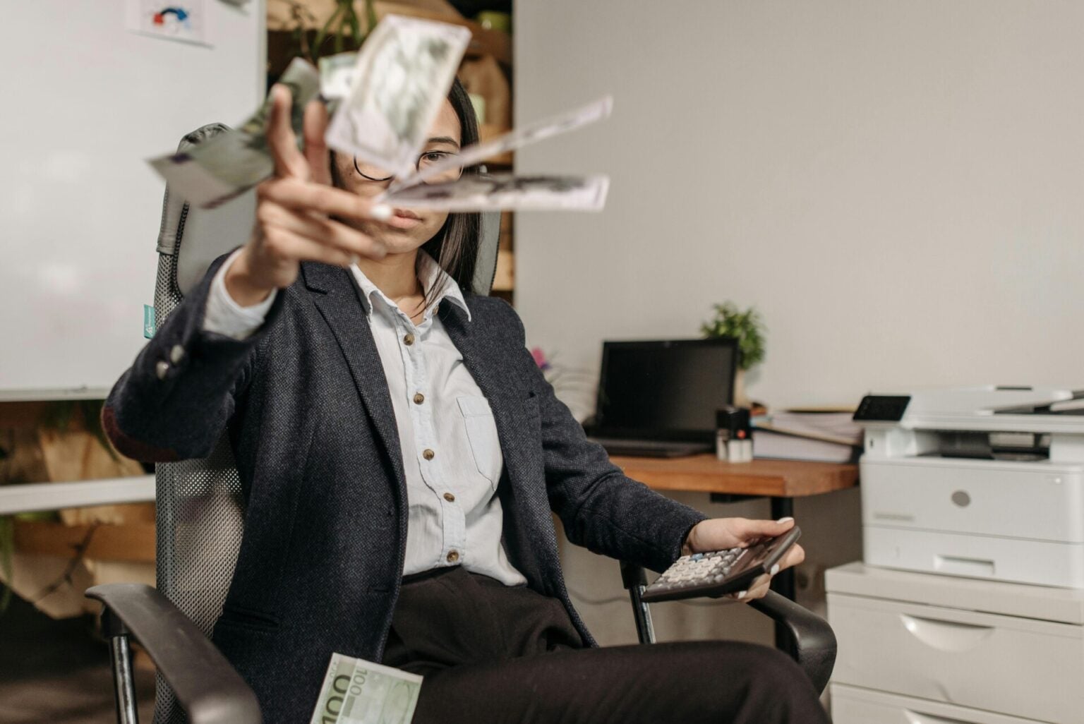 Taiwan Shipping Company Evergreen Announces a Whopping 20 MONTHS BONUS ...