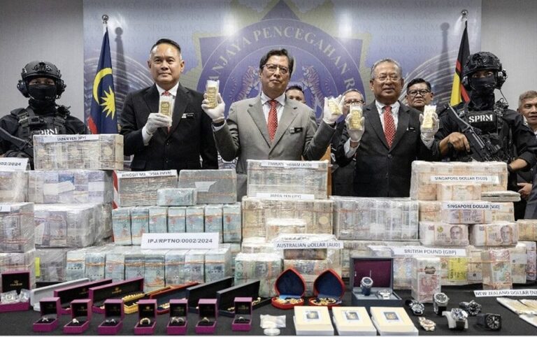 JUST IN: Ismail Sabri Under Investigation After RM170 Million Cash ...