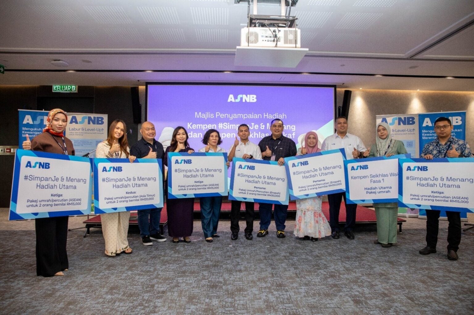 Grand Prize Winners of the #SimpanJe & Menang Campaign Bring Home Their ...