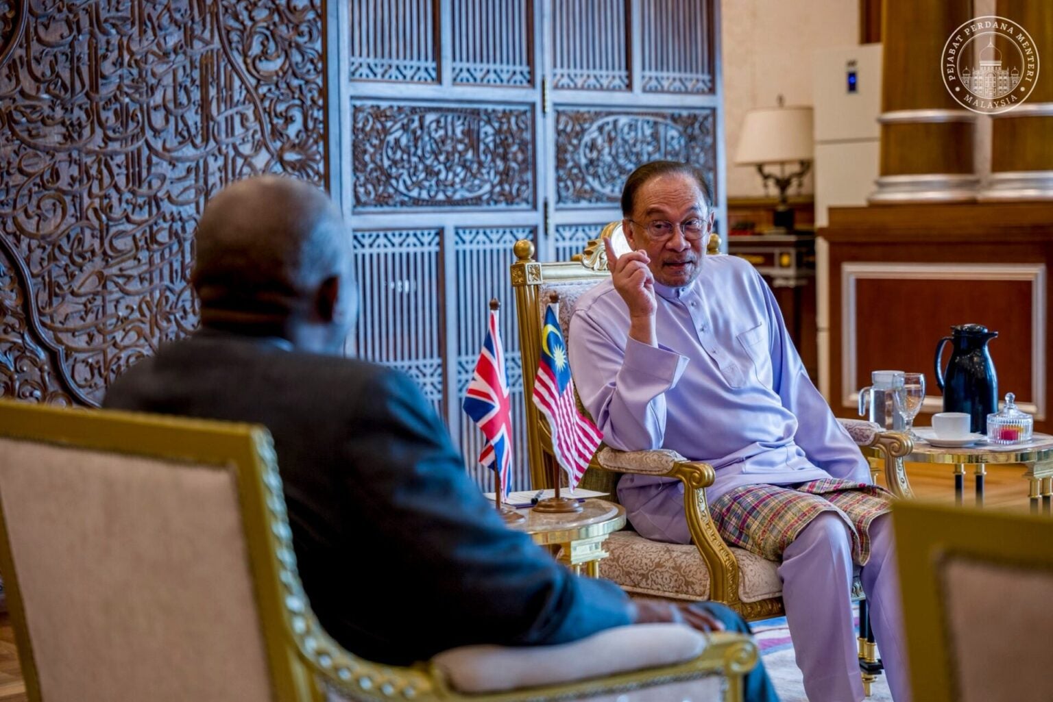 Over 2,000 PDRM Officers on Standby for "Turun Anwar" Rally in KL ...