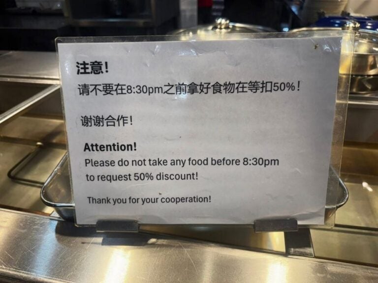 Chap Fan Shop Calls Out Customers for Taking Food Early & Waiting for 8 ...