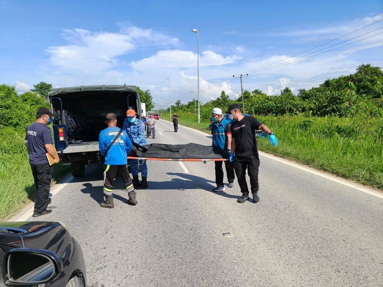 Blind M'sian Woman Crawls Through Sarawak Jungle for 2 Days to Seek ...