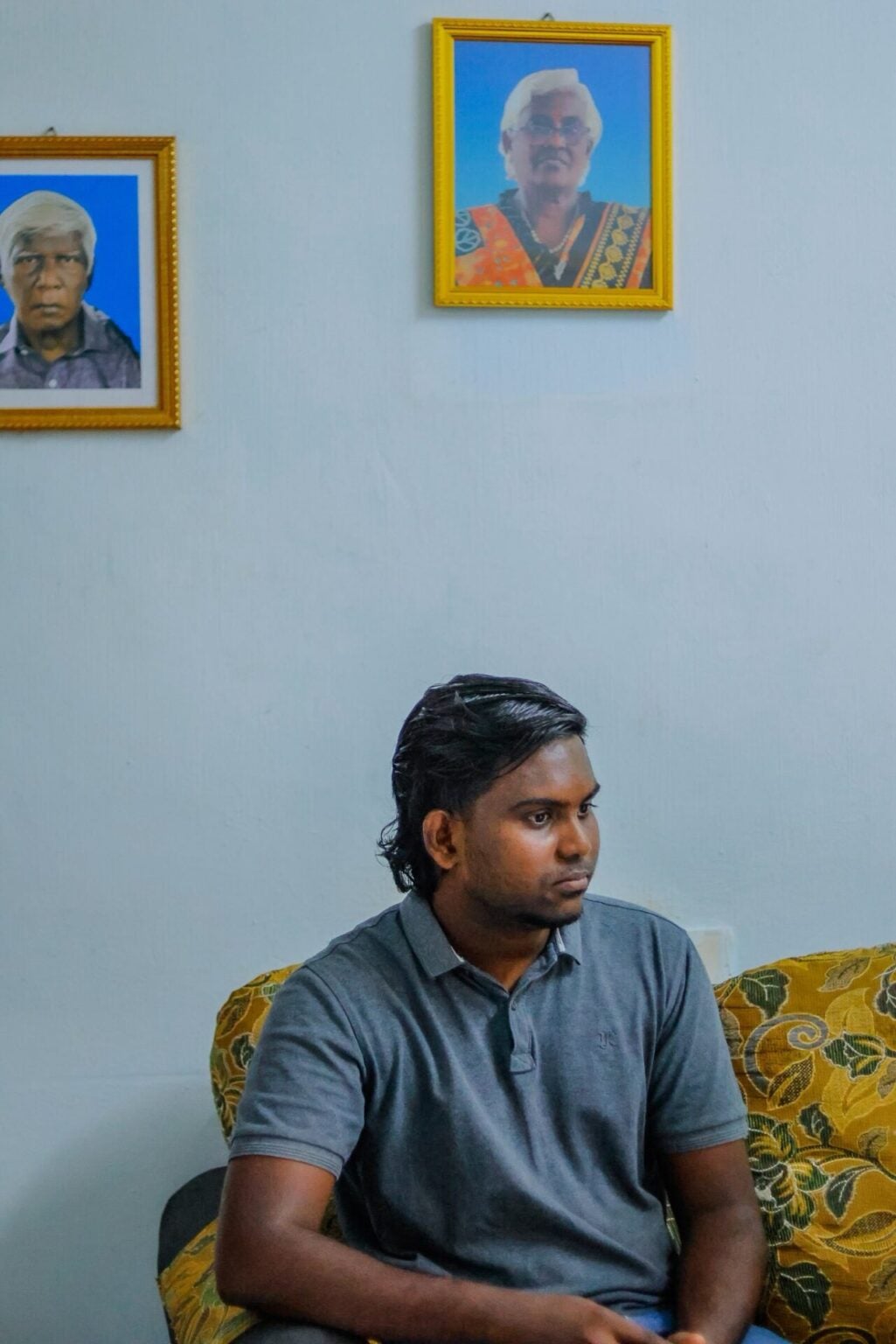 Steven Sim Helps 25yo Student Who Lost Parents & Delivery Job While ...