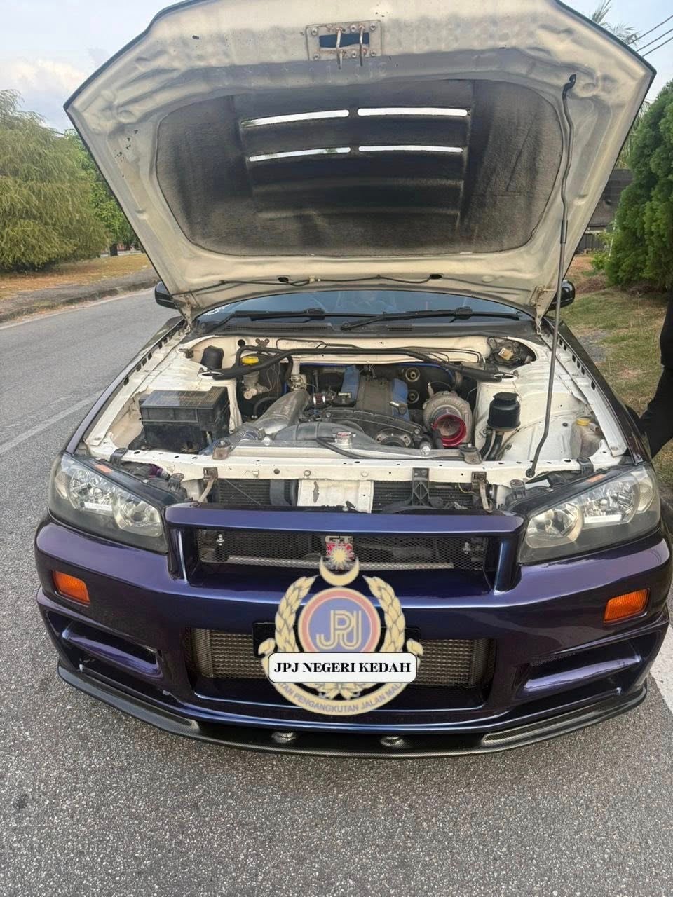 JPJ Seizes Nissan Skyline ER34 With No Road Tax for Past 5 Years, No ...