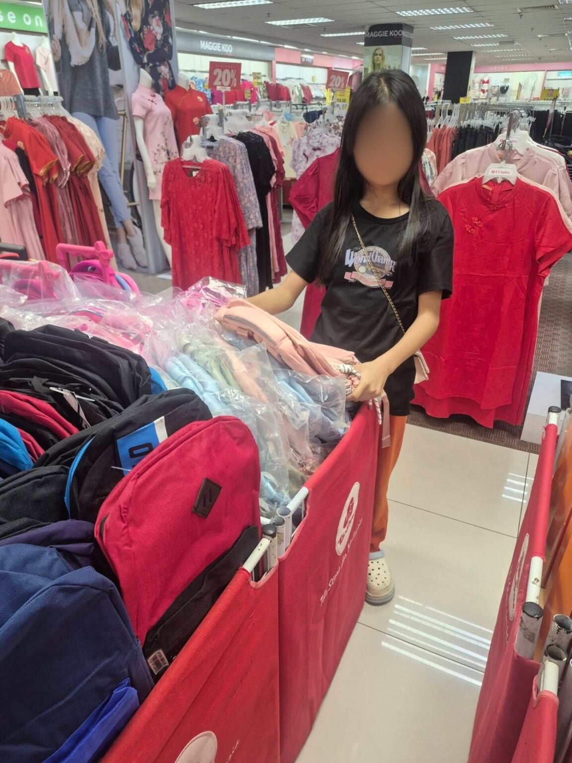 Uncle Kentang Hesitated to Help a Woman with 'Sexy' Profile Photo Until ...