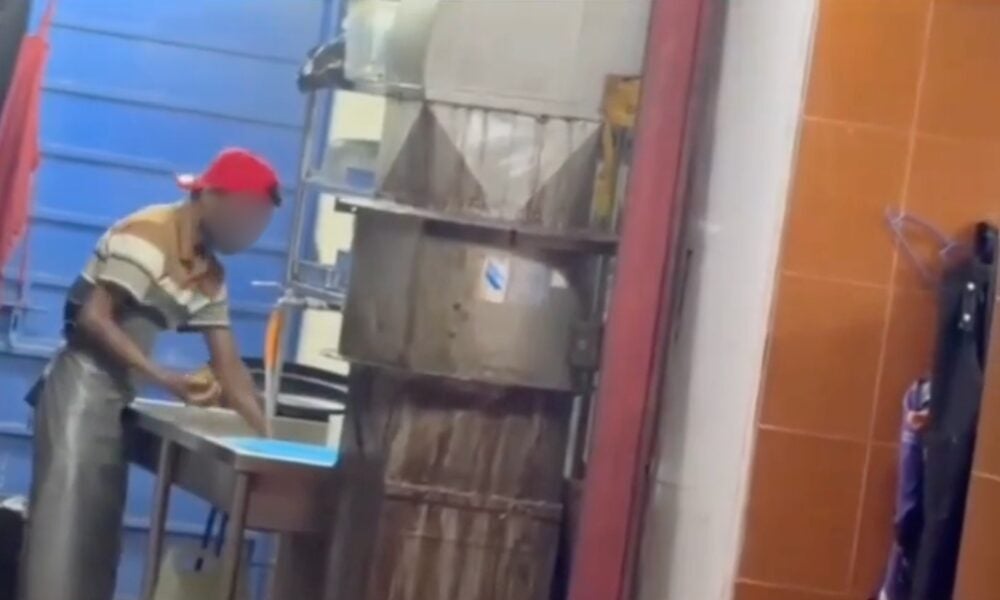 Saw Staff Washing Leftover Food or Other Unhygienic Practices? Here's ...