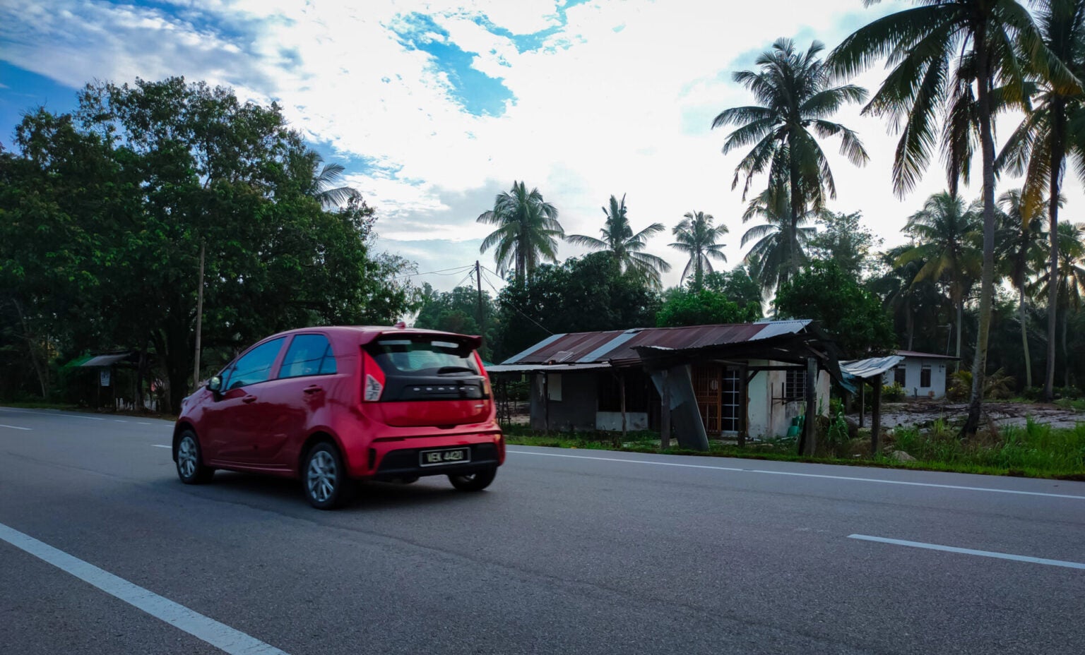M’sian with RM1.6k Salary Buys New Car to Impress GF, Asks His Friends ...